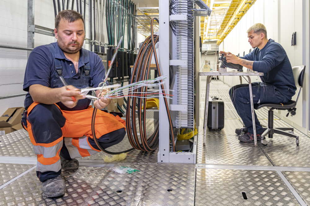 Netzelektriker/in EFZ - berufsberatung.ch